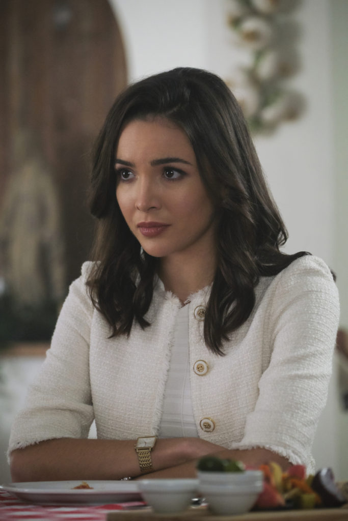 Nancy Drew tries to clear her dad's name in new episode photos