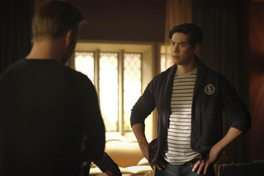 Legacies episode photos show off the Super Squad in a predicament