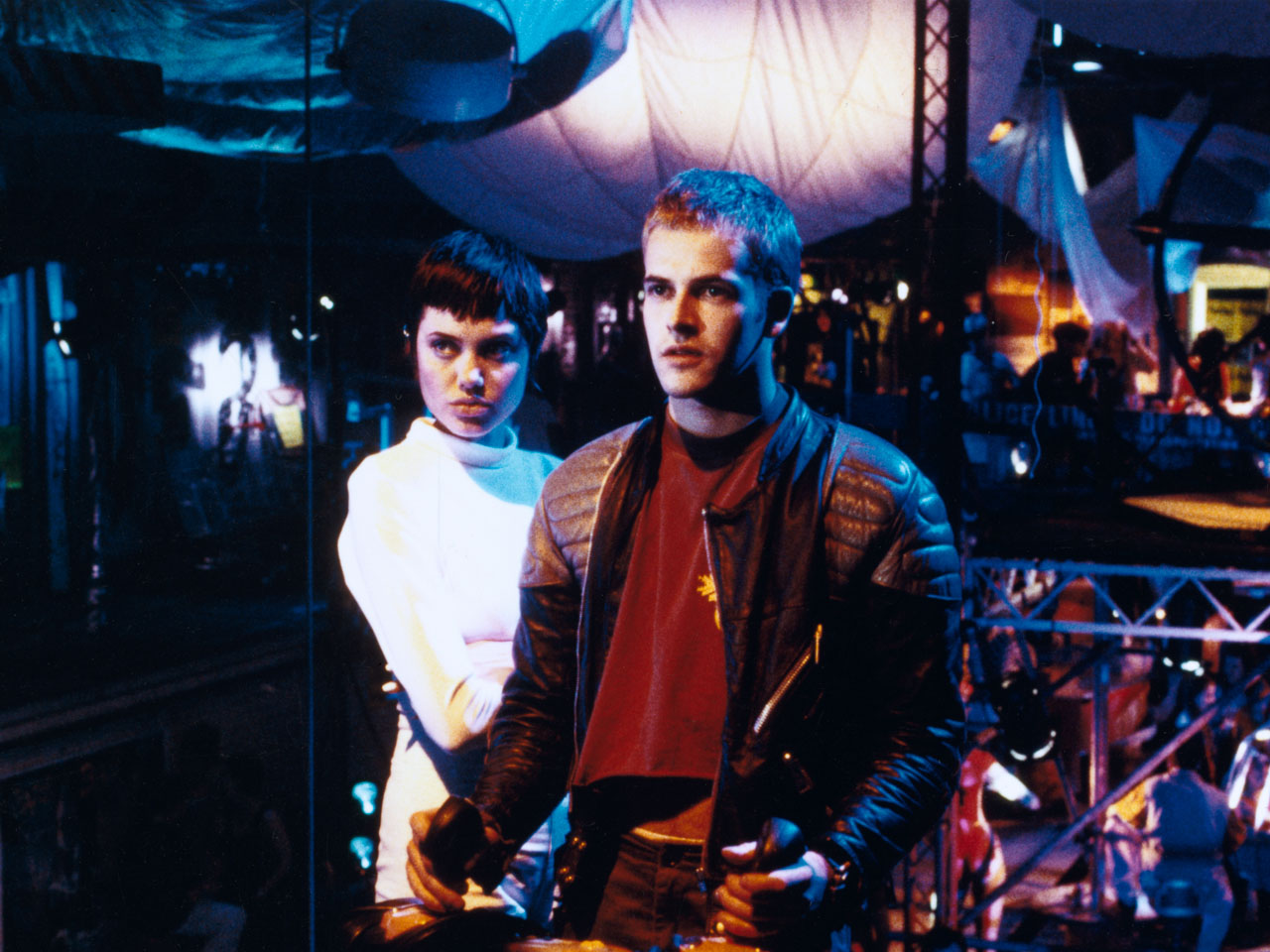 Hackers (1995): Cult Classics You Should Finally Watch